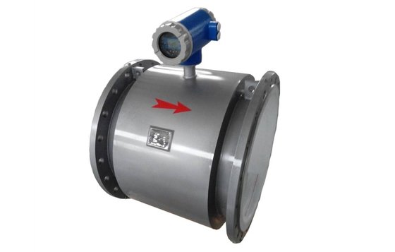 ± 0.1% Repeatability Electromagnetic Flow Meter With Wide Flow Range