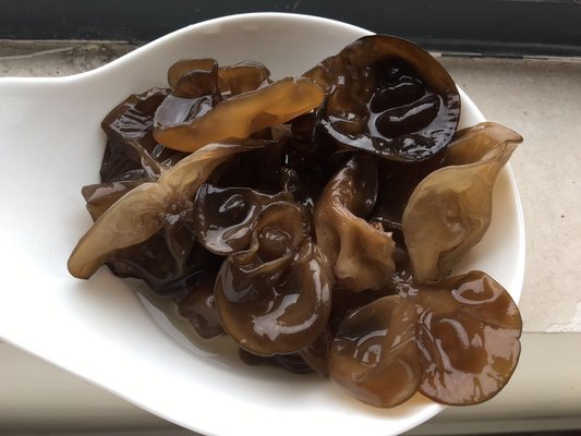 Factory Price Bulk Dried Black Fungus Mushroom Whole 1.0-1.8CM from Northeast
