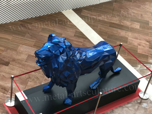 青い金属の動物の彫刻、切り分けられる100%手を搭載するカスタマイズされた金属のライオンの彫像