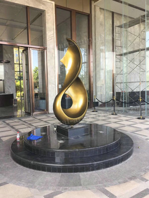 金絵画終わりを用いるカスタマイズされたハンドメイドの形の大きい抽象彫刻