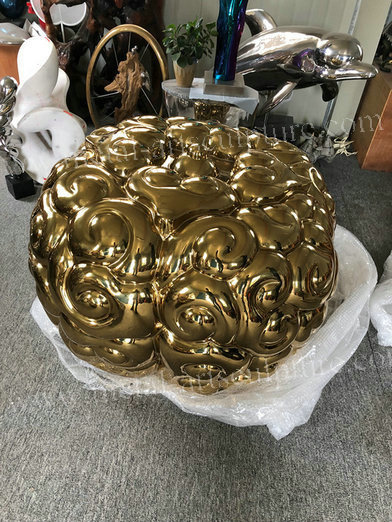 粘土型によっては庭の彫像が家へ帰り、装飾は理想的な金属の頭脳の彫刻を設計します