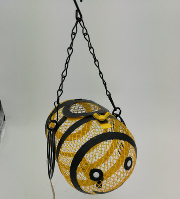 Bee Attracting Outlooking Bird Nut Feeder 500g Capacity 5.1 X 5.1 X 7 Inches Size