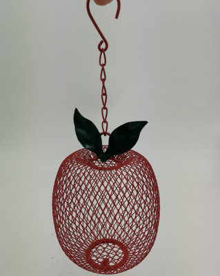 Round Iron Mesh Bird Nut Feeder Powder Coated Finishing Red Pineapple With Green Leave