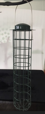 Metal Lid Squirrel Proof Fat Ball Feeder For Small Birds / Green Bird Feeder