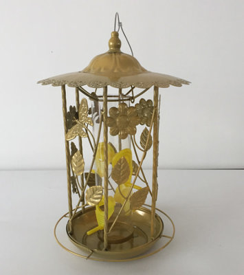 Garden Flower Decorative Bird Feeders Cage Metal Golden Powder Plated Surface