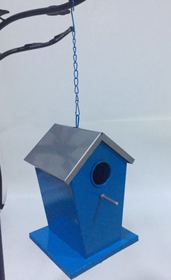 Blue Color Squirrel Resistant Bird Feeders , Metal Bird Feeding Station