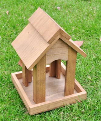 House Shape Wooden Bird Houses / Wooden Bird Feeding Station 60g Weight