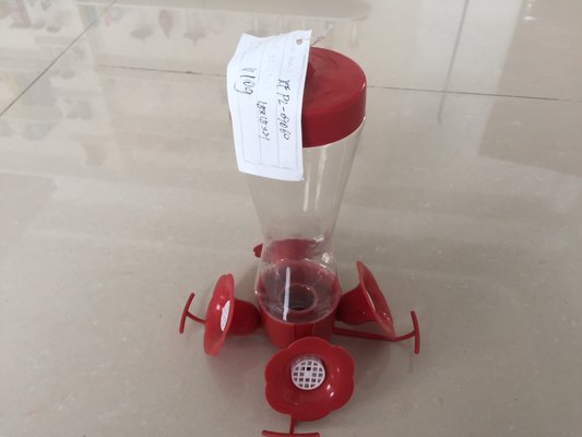 Popular Plastic Hummingbird Feeder for bird Red Color And Clear Tube