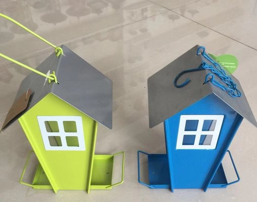 Lovely And Smart Anti Squirrel Bird Feeder Garden Yard Small House Cute Style