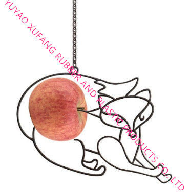 Fruit feeder，Iron Wire Simple Fruit Bird Feeder Black Color Cute Fox Shape For Garden