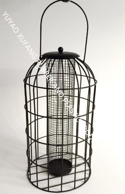 Custom Color Metal Bird Feeders Squirrel Proof 17.5*17.5*33cm Size