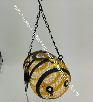 Bee Attracting Outlooking Bird Nut Feeder 500g Capacity 5.1 X 5.1 X 7 Inches Size