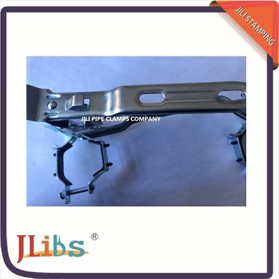 Bracket R588 Galvanized Pipe Clamps Double Range With EPDM Rubber Two Two Pack