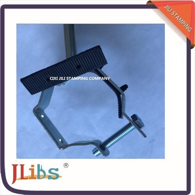 Adjustable Pipe Hanging Brackets For R588 Manifold R588Y Pipe Clamp