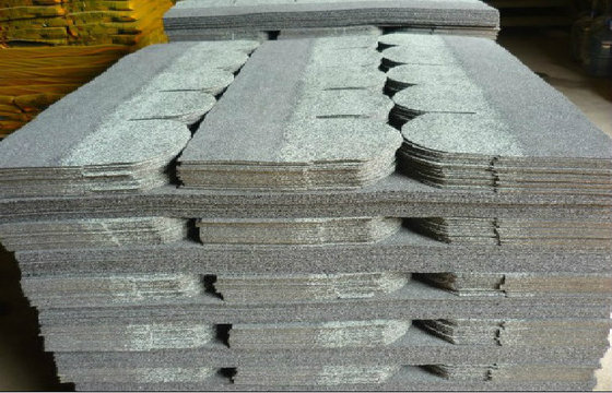 Colorful Red Asphalt Roof Shingles / bitumen fiberglass shingles for mansion roof tiles for sale