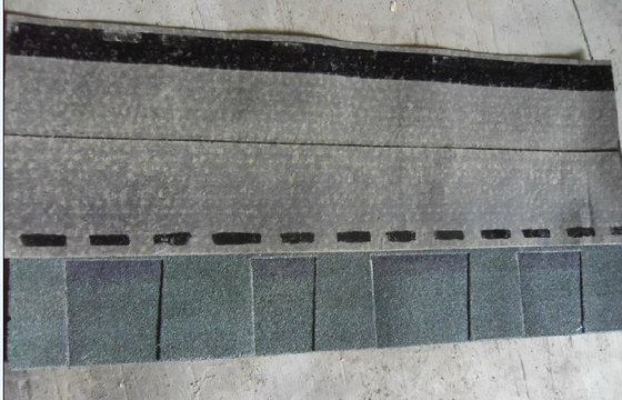 China Red Grey Laminated Asphalt Shingles / Heat Insulation Roof Tiles distributor