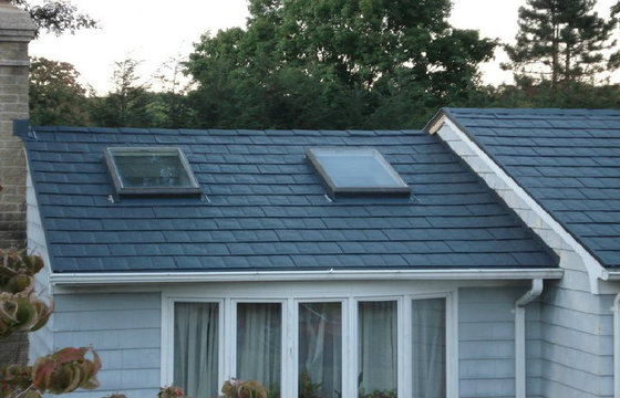 China Zinc black Stone Coated Lightweight Metal Roof Tiles , Exterior roof tiles distributor