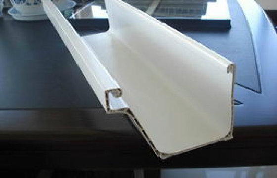 China Building PVC Rain Gutter Roof Guttering Systems Rain Guard Gutters distributor