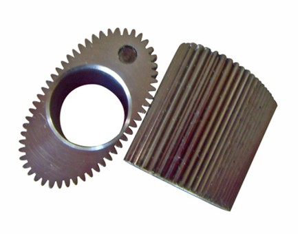 Positive displacement flow meter