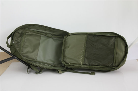 Gang im Freien leichtes 600D Militär- und taktischer Rucksack für das Wandern, das Kampieren, Trekking und das Reisen