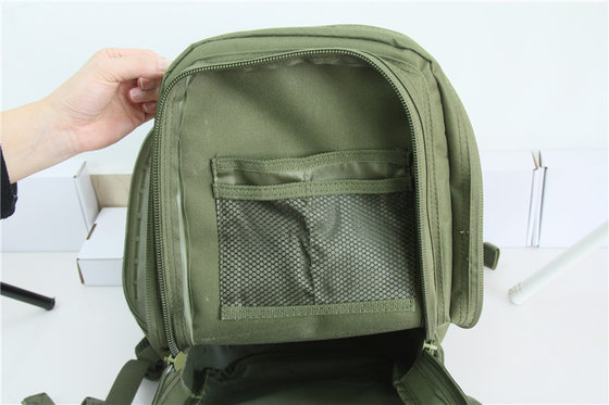 Gang im Freien leichtes 600D Militär- und taktischer Rucksack für das Wandern, das Kampieren, Trekking und das Reisen