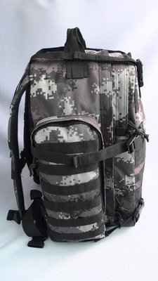Aufgefüllter Militär-Camo-Rucksack-Breathable Maschen-Schutzträger für Komfort