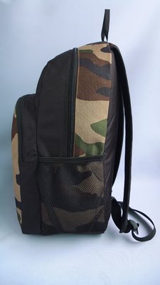Leichter Militärarmee Tarnungs-Rucksack mit zwei Seitenmaschen-Taschen