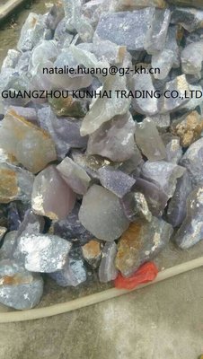 High CaF2 Purity Fluorite Lumps 95% Size 10 - 70mm For Glass Industry