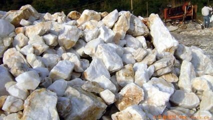 Άσπρο/γκρίζο μετάλλευμα χαλαζία πυροηλεκτρισμού για τα δημόσια κτίρια/την εγχώρια διακόσμηση