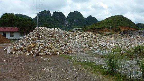 100/200 χιλ. 92% βαρυτίνη BaSO4 API 13A για τους στάθμισης πράκτορες γεώτρησης πετρελαίου και