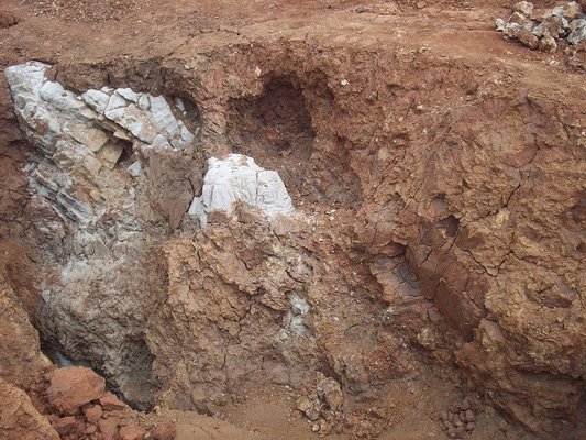 Βαριά άσπρη ορυκτή βαρυτίνη φορτωτών API για το πλέγμα 300/325 διάτρυσης