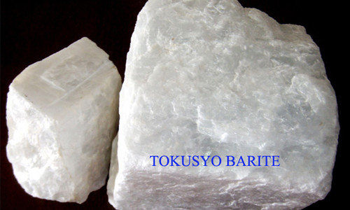 Άσπρα μεταλλεύματα Baryte μεταλλεύματος βαρυτινών 98% BaSO4 για τη βιομηχανία γυαλιών βαρυτινών