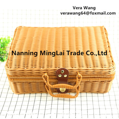 Hot selling Hand weaving Rattan eco-friendly vintage style picnic basket storage basket