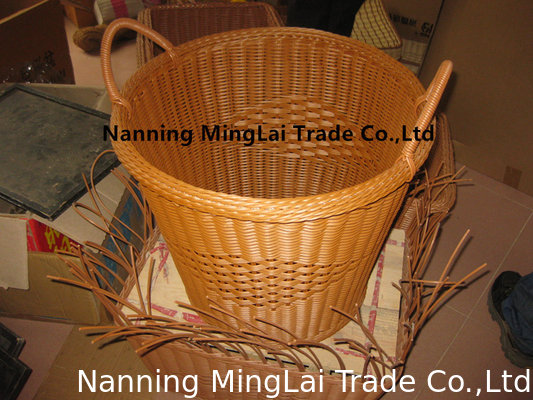 hot selling Hand weaving Rattan eco-friendly dirty clothes basket /fruit storage basket in supermarket