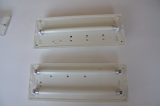 PC Housing 2 Tube LED Waterproof Emergency Lights for Automatic Light Up
