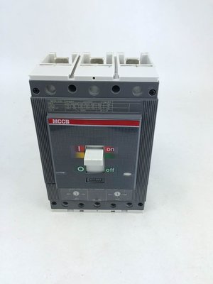 Power Distribution 3 Poles MCCB Circuit Breaker , 6000A Breaking Capacity ABB MCCB Tmax