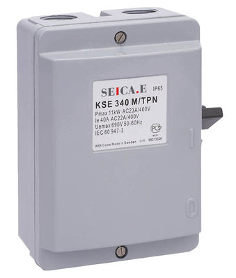Outdoor Power Switch , Aluminum Alloy Enclosure Weatherproof Main Isolator Switch