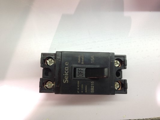 Overload Protection Electrical Circuit Breaker , 5 / 20 30 A Circuit Breaker