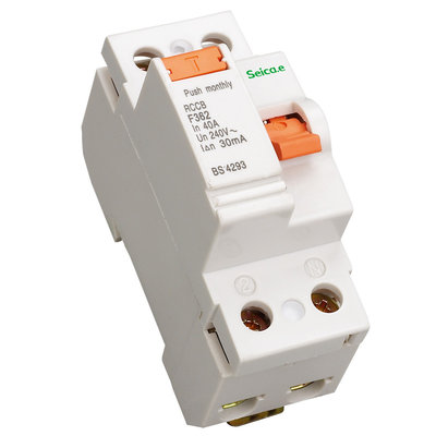 240 / 415V AC Thermomagnetic Circuit Breaker , 4 / Double Pole Circuit Breaker 