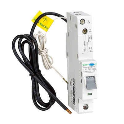 Residual Current Circuit Breaker , 2 / 4 Pole Overcurrent Protection Circuit Breaker
