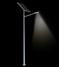 Smart Control 168lm / W Solar Powered LED Street Lights Independent Solar Panel