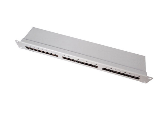 Tableau de connexions protégé par Cat5e, 24 ports RJ45, 19" tableau de connexions d'en cuivre de bâti de support