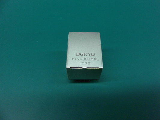 Degré à angle droit 21.3mm de l'Étiquette-Vers le bas 90 de coupleurs de câble Ethernet de J0011D01BNL RJ45 Cat5