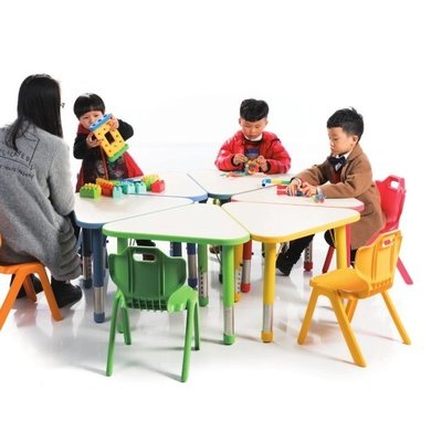 Kindergarten Classroom Children Table and Chair Daycare Plastic Kids School Furniture Wholesale Sets