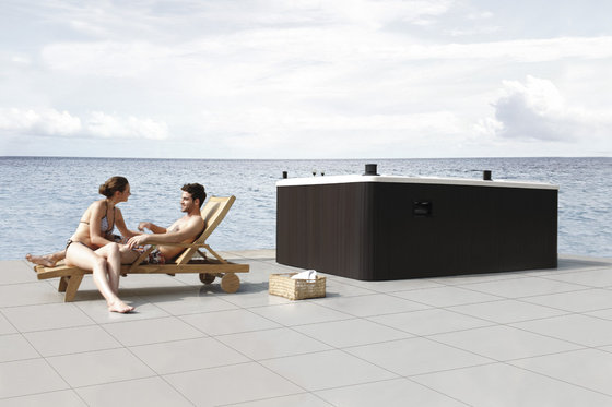 Monalisa M-3322 sexy outdoor massage hot tub China made SPA hot tub whirlpool massage bathtub hydro massage tub Europe