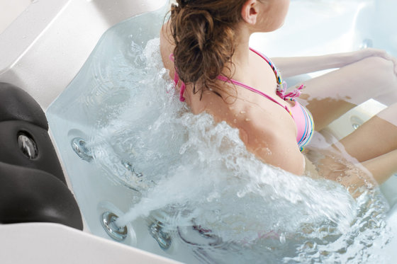 Monalisa M-3384 outdoor hot tub French German American Australian whirlpool bathtub Finland most popular bath tub