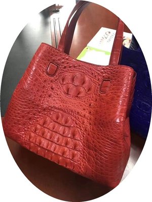 Crocodile Leather Large Bag Women's Bag Leather 2022 New Large-Capacity Bucket Bag Luxury Shoulder Messenger Handbag