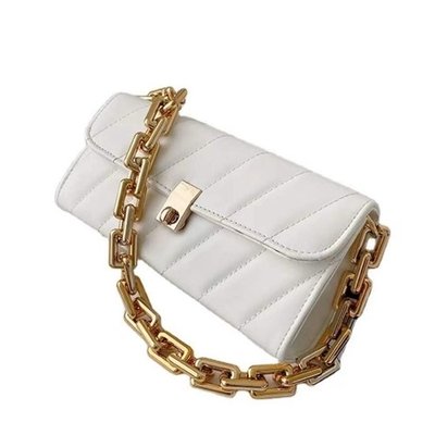 Ladies small bag 2022 new trendy fashion chain shoulder bag all-match ins French armpit baguette