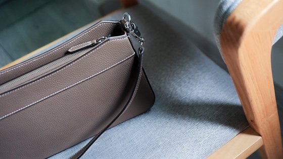 Original Design TOGO Leather Ladies One Shoulder Portable Crossbody Underarm Bag Baguette Casual Solid Color