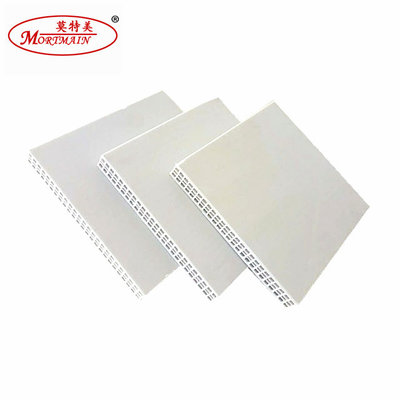 plastic concrete formwork for construction instead of plywood sheets